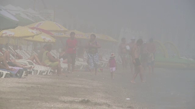 Fenomen straniu pe malul marii. Temperatura a scazut brusc cu 14 grade ...